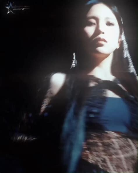Pin de Eve Vicuña en TWICE en 2024 Mi novia hermosa Sana Videos