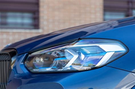 Faros del coche Halógeno vs Xenón vs LED vs Láser