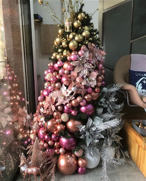 Árbol de Navidad rosa las ideas más glam y cool de todas Glamour