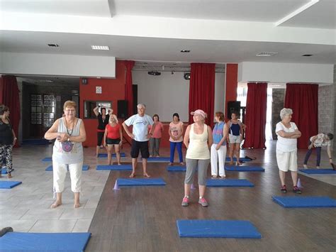 Talleres de promoción y prevención de la salud Age Friendly World