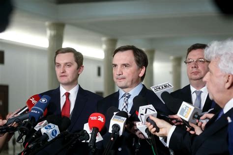 Projekt nowelizacji ustawy o Sądzie Najwyższym Wiemy jak zagłosuje