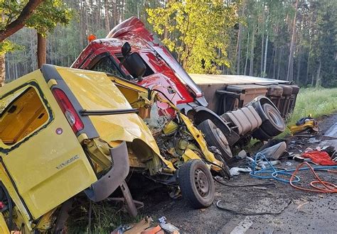 Wypadek śmiertelny na DK 25 koło Człuchowa Dwie osoby zginęły w