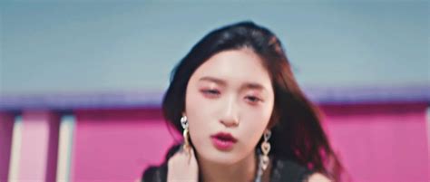 Ive Charts On Twitter Ivestarship Kitsch Mv Has Surpassed