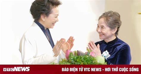 Hai Phu nhân Tổng Bí thư Việt Nam và Trung Quốc thăm Bảo tàng Phụ nữ