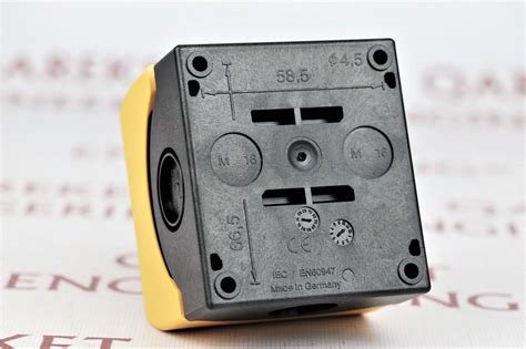 Moeller M22 PC KC11 IY Кнопка аварийной остановки 216525