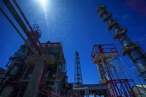 Cepsa invertirá mil millones en planta de biocombustible en Huelva