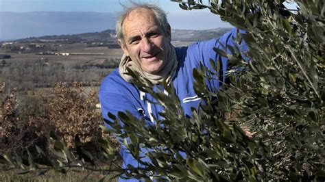 Familles d agriculteurs au plus près de leur vie S01E02 Un hiver de