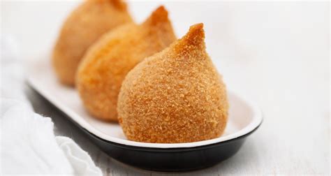 Receita de coxinha de mandioca fit fácil de fazer MundoBoaForma