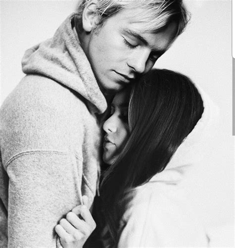 Pin On Raura