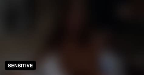 Barbara Bach Full Frontal Ecco Noi Per Esempio Gag