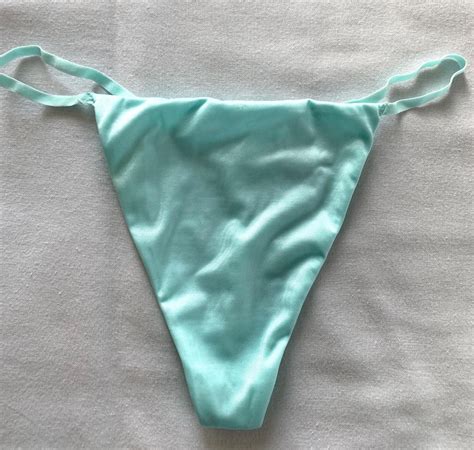 Tanga Victorias Secret Original V String Hilo Mercado Libre