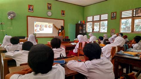 HUBUNGAN YANG POSITIF ANTARA KEMAMPUAN AWAL SISWA DENGAN HASIL BELAJAR