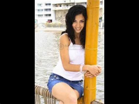 Andrea Luna Sexy Modelo Peruana YouTube
