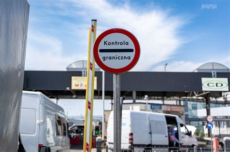 Straż Graniczna on Twitter W dn 21 07 funkcjonariuszeSG odprawili w