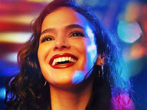 Primeiras Impressões Amor da Minha Vida Bruna Marquezine entrega