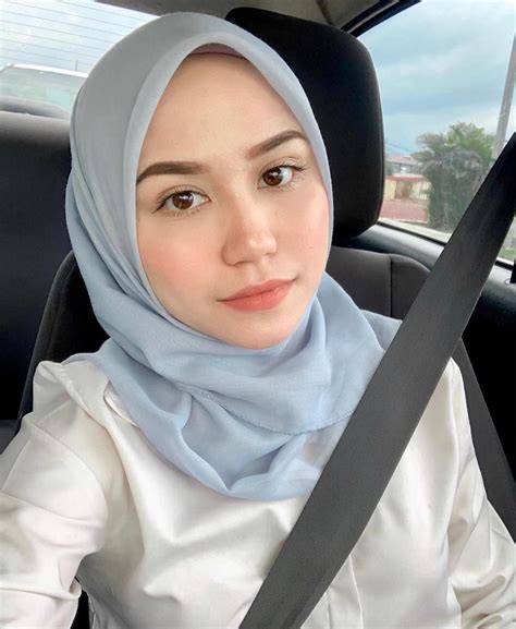 Awek Melayuseks Awek Comil