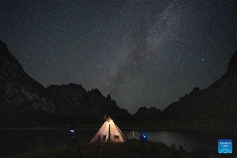 Veja Imagens Impressionantes Da Chuva De Meteoros Perseidas Em Sichuan