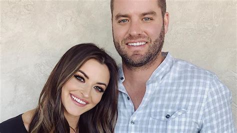 Bachelor Alum Tia Booth Confirms Her Relationship With A New Man Access