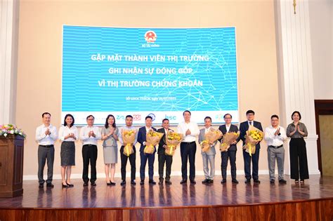 Thứ trưởng Nguyễn Đức Chi Hệ thống KRX đang được cấp tốc triển khai