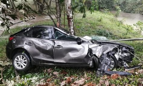 Reportan aparatoso accidente en la vía La Montañita El Paujil que