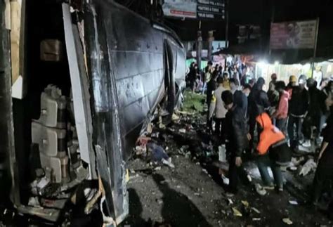 Kecelakaan Bus Di Subang Menewaskan 11 Orang