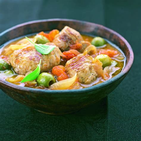Recette sauté de veau à la sauge et aux olives Marie Claire