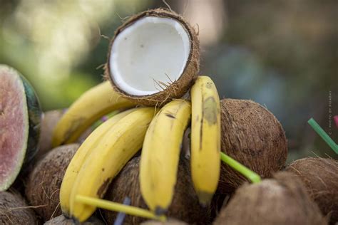Recettes de smoothie à la banane fraises avocat avec yaourt lait d