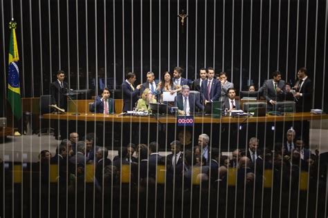 Arcabouço fiscal veja como votou cada deputado na urgência do texto
