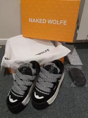Naked Wolfe Chaussures Mercredi Addams Naked Wolfe complètes