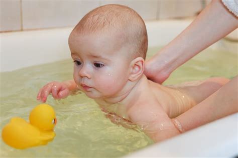 Baby Care Skills Every New Parent Should Master Bright Side