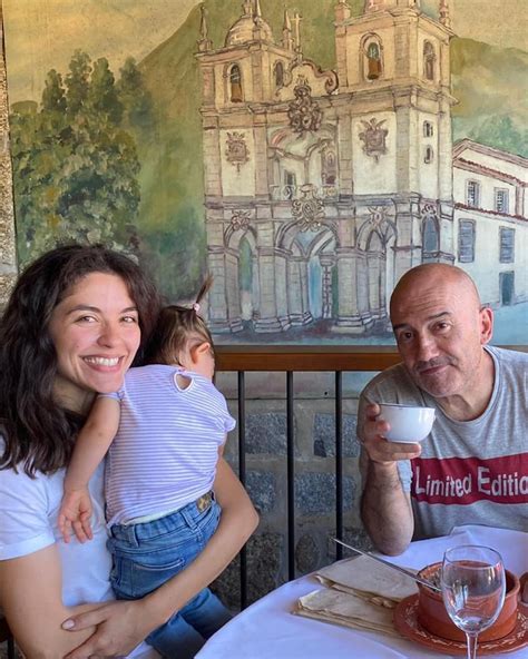 Sara Barradas e José Raposo mostram o rosto da filha pela primeira vez