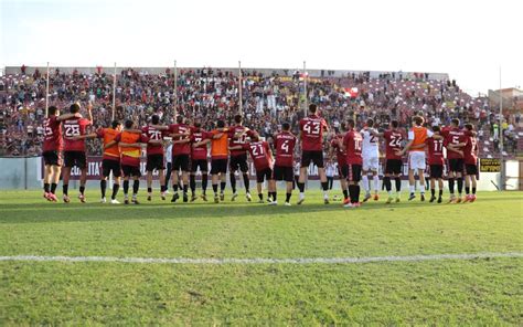 La Reggina Si Affida Ai Suoi Under Per Scalare La Classifica FOCUS