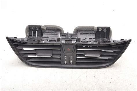 FORD FOCUS MK4 KRATKA KRATKI NAWIEWU ŚRODKOWA Shrot pl