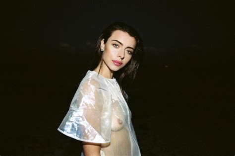 Naked Roxanna Dunlop Added By Adam It