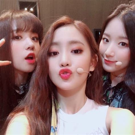 Yuqi Minnie Shuhua Gidle Selca Icon Pfp Kpop Minnie Cute Icons Goals