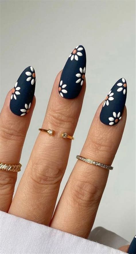 Pin By Anna Clara On Unhas Nailart Gel Nails Nail Colors Matte Nails