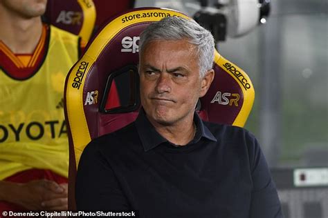 Jose Mourinho Calls Out His Always Injured New Star Renato Sanches