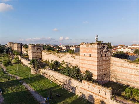 Constantinople Wall Byzantine Empire