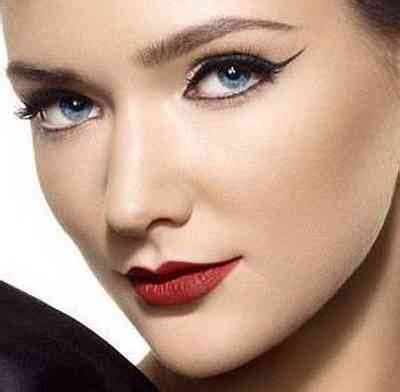 Cum să te machiezi dacă ai ochii albaștri Modele de make up pentru