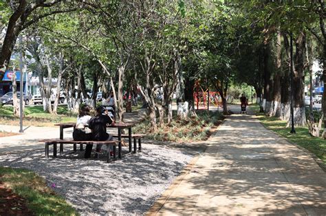 De primer mundo parque lineal del bulevar García de León Alfonso