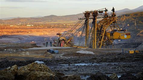 Terus Menguat Harga Batu Bara Acuan Juni Tertinggi Selama Mine