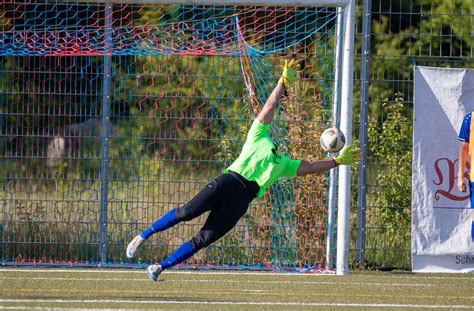 Fußball Landesliga Staffel III SV Böblingen verspielt alles in 15