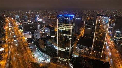 Economía peruana podría recuperarse ligeramente en noviembre y