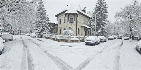 Când va ninge de fapt prima oară în România Iarna vine mai repede