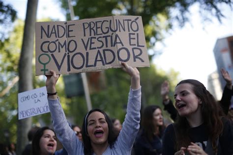 Los menores son víctimas de la mitad de los delitos sexuales