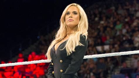Cj Perry Makes Surprise Appearance At Aew All Out
