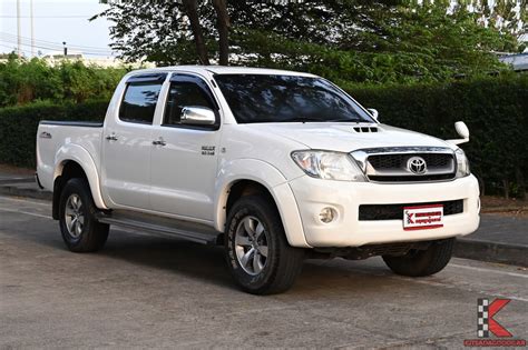 Toyota Hilux Vigo Double Cab G Wd Pickup