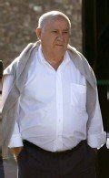 Amancio Ortega Dona 20 Millones De Euros A Cáritas
