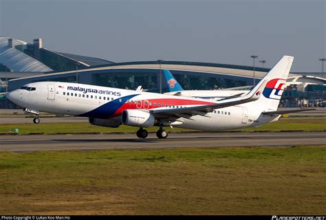 9M MXH Malaysia Airlines Boeing 737 8H6 WL Photo By Lukas Koo Man Ho