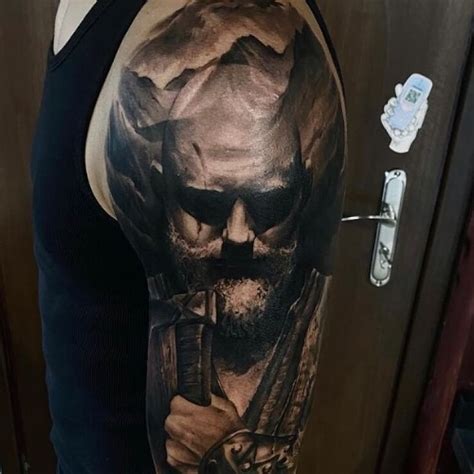 Tatuaż viking Autor Lucky Tattoo dziarownia pl